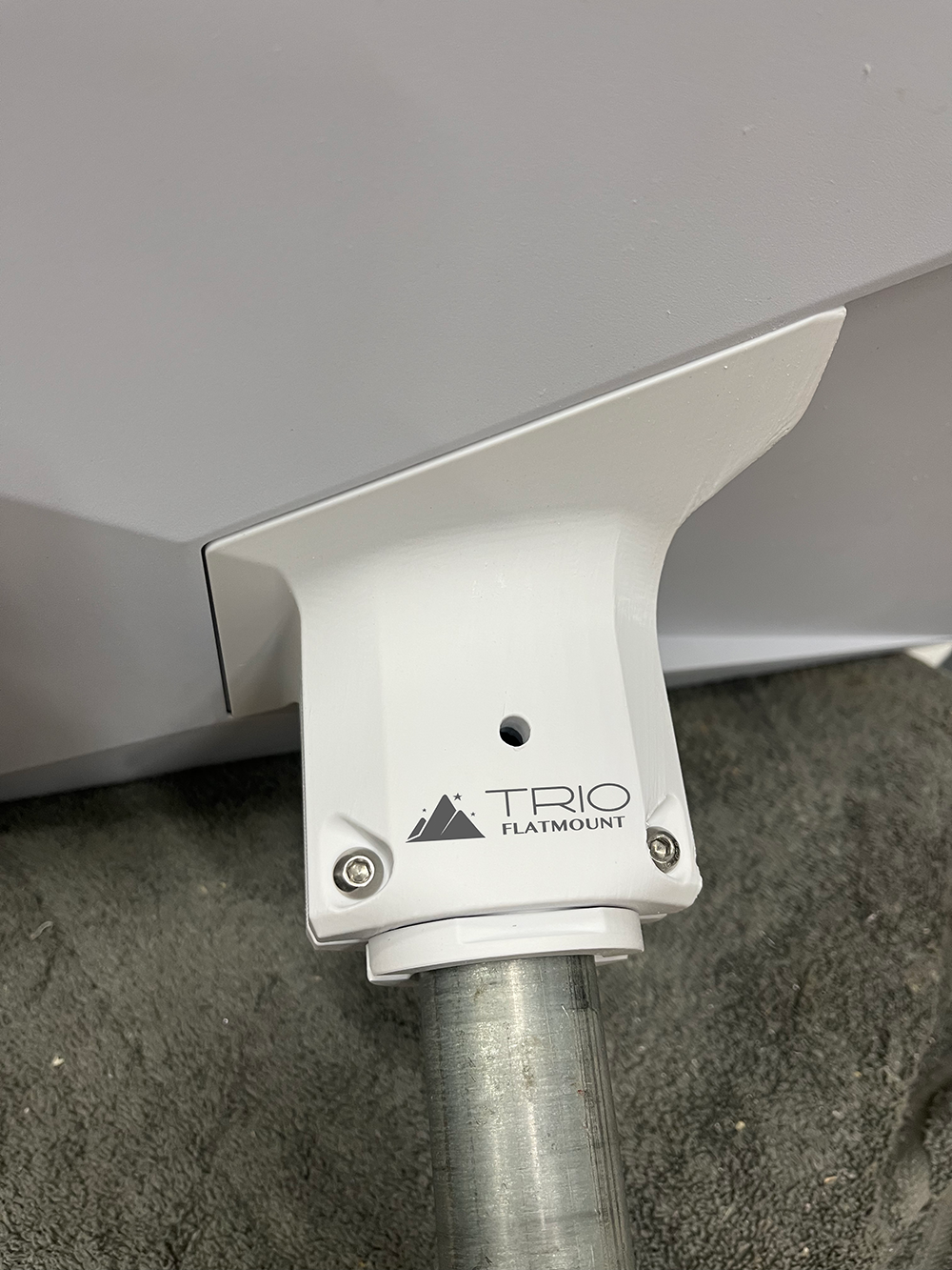 Gen 3 Starlink TRIO Pole Mount – Trio Flatmount